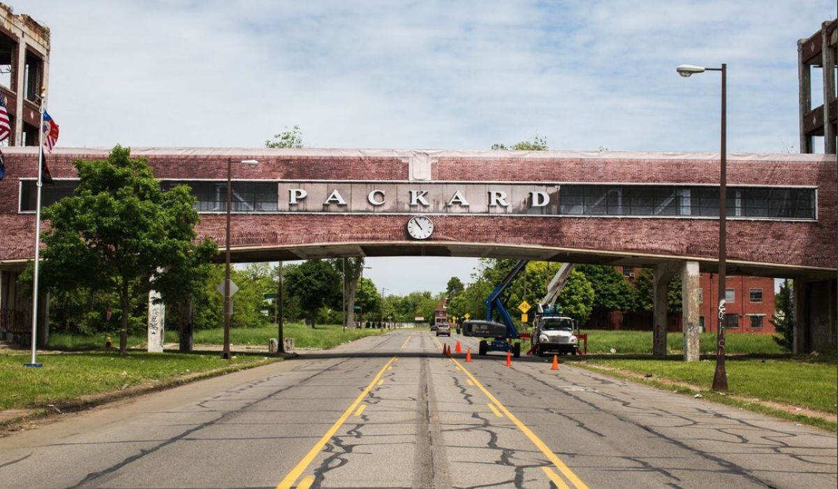 Packard :: Detroit Steel